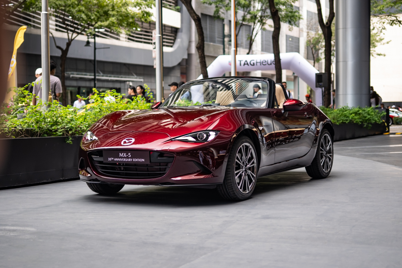 The Mazda MX-5 35th Anniversary Edition is as limited as it gets ...