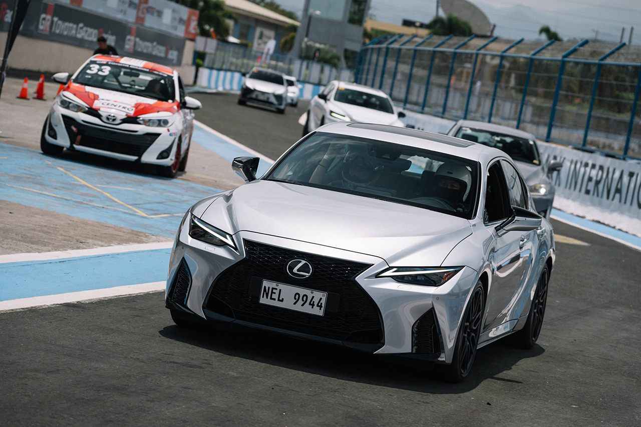 Lexus announces the discontinuation of the IS in Japan - TheAutoPH