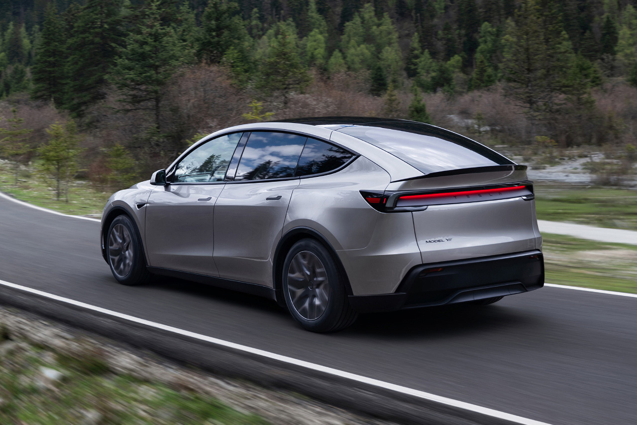 Is Tesla introducing the three-row Model Y L in PH? - TheAutoPH
