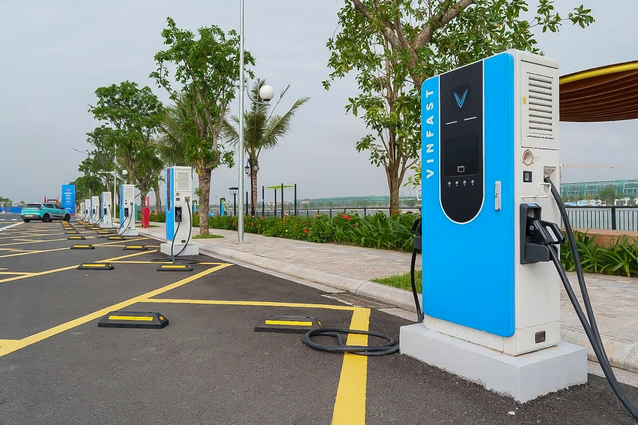 VinFast PH is offering free charging for owners until 2027 - TheAutoPH