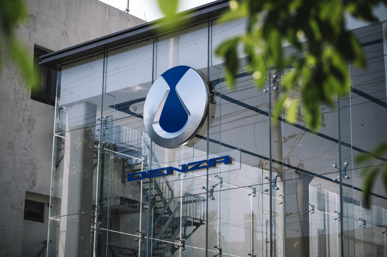 Denza launches in PH this Feb 2026, first 4 dealerships announced ...